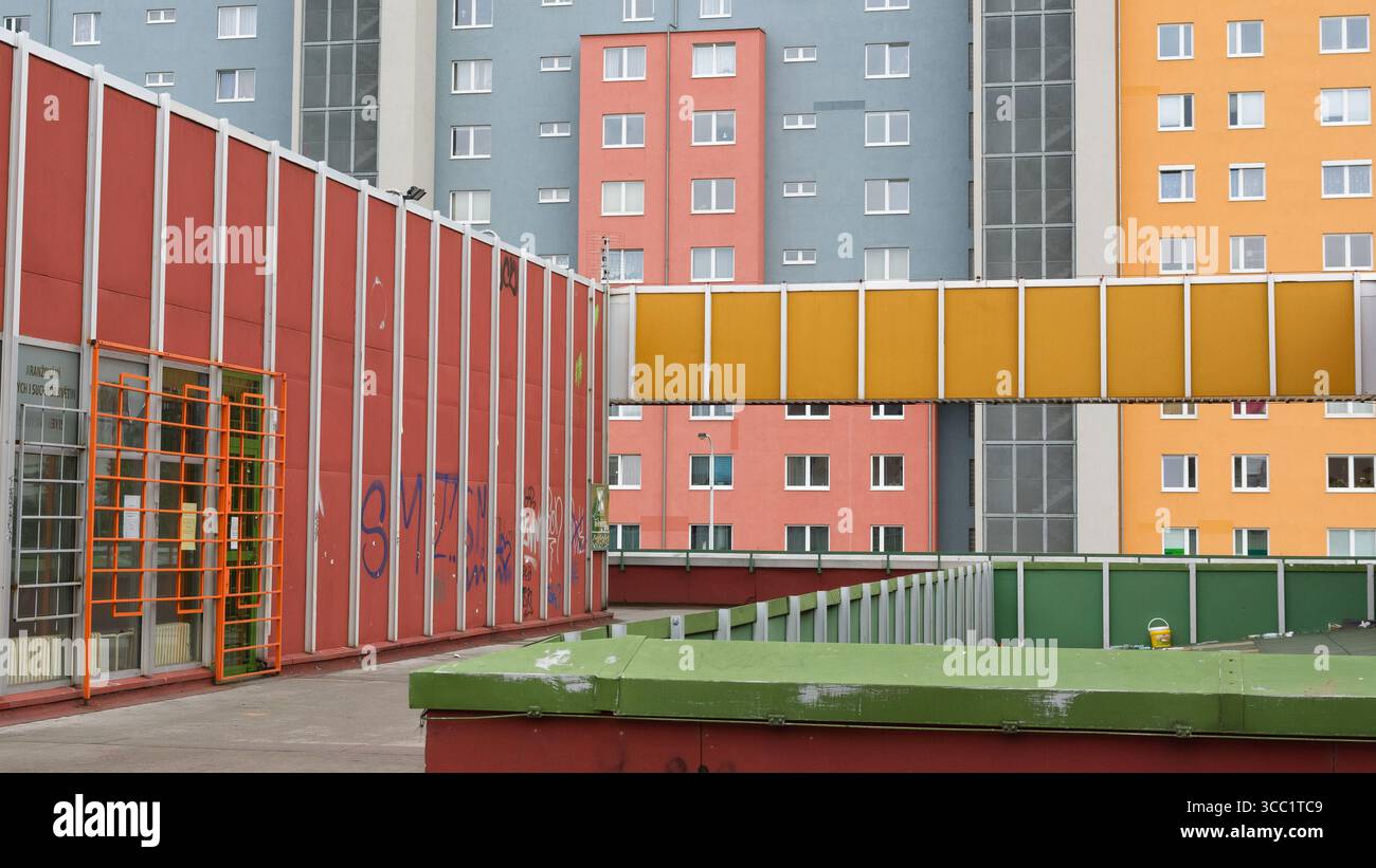 Renovated block of houses hi-res stock photography and images - Alamy