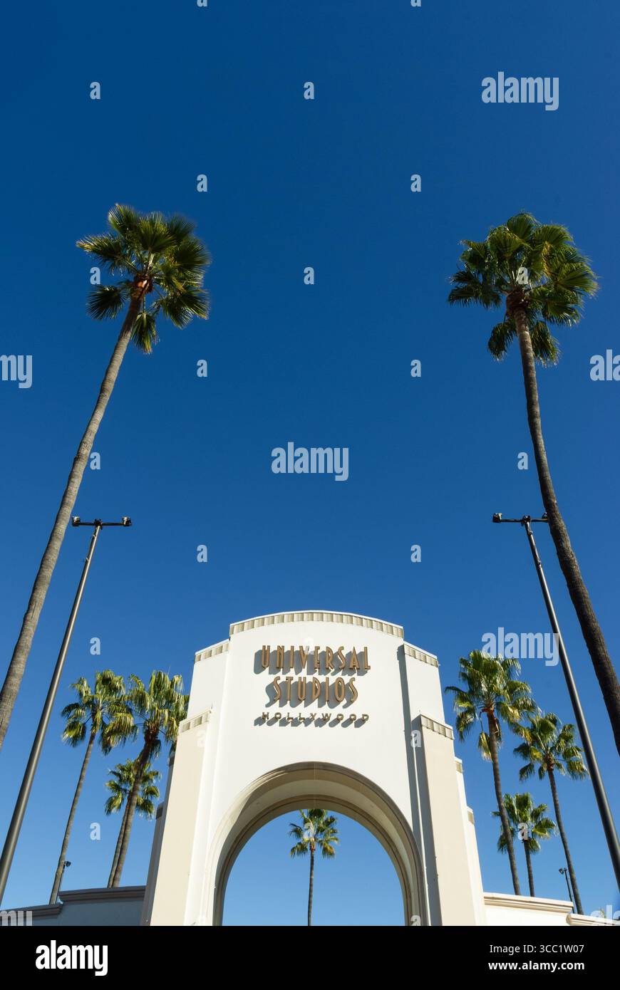 Entrance gate universal studios hi-res stock photography and images - Alamy
