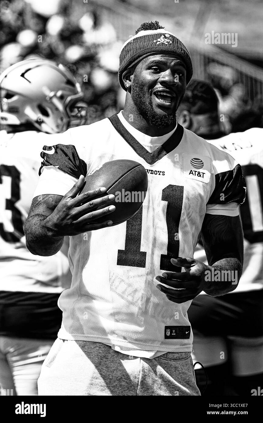 Defensive end Black and White Stock Photos & Images - Alamy