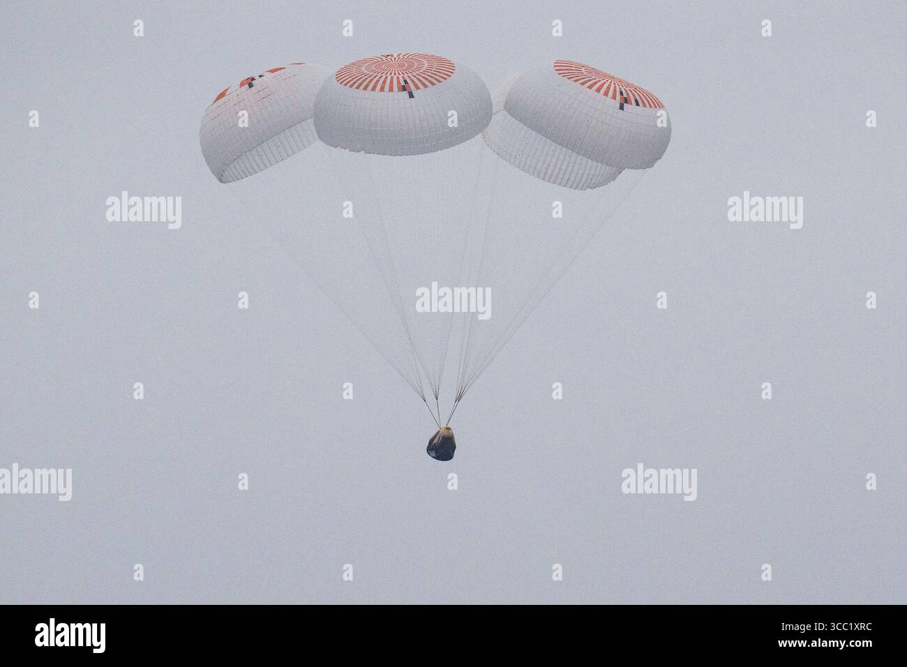 San Diego, United States of America. 09 August, 2025. The SpaceX Dragon ...