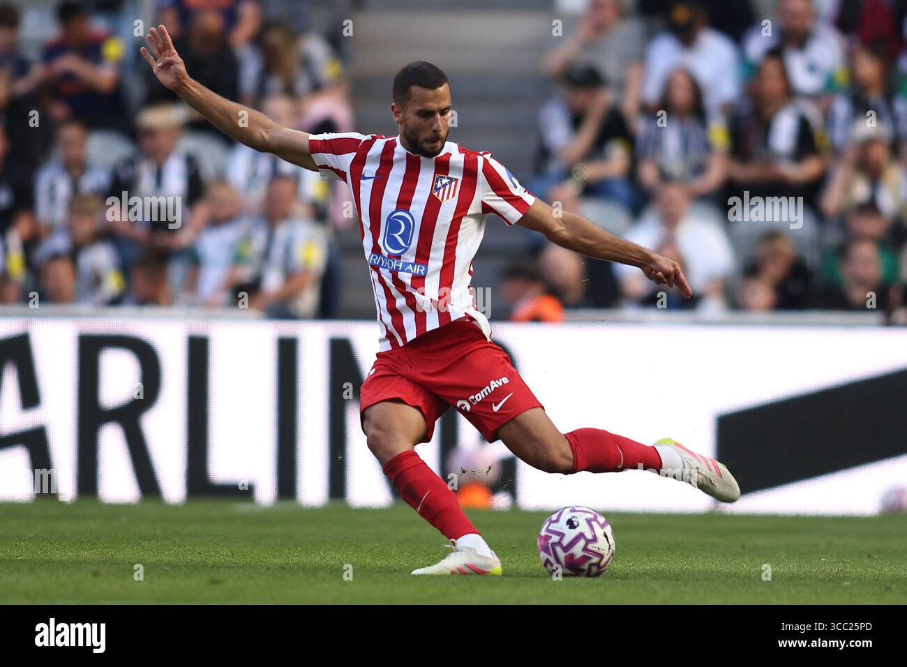 David hancko madrid hi-res stock photography and images - Alamy