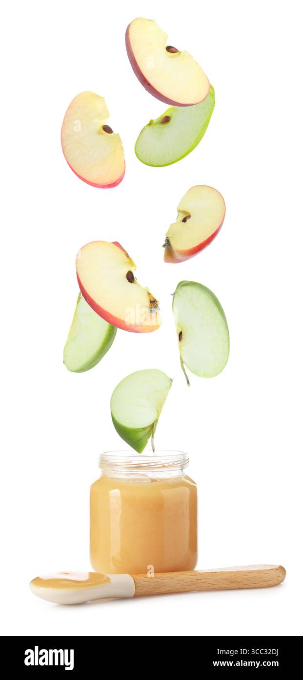 Flying slices apple orange hi-res stock photography and images - Alamy