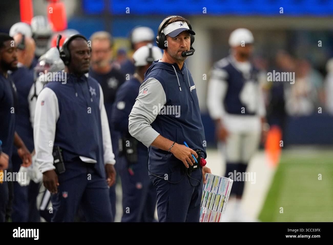 Dallas Cowboys head coach Brian Schottenheimer stands on the sideline ...