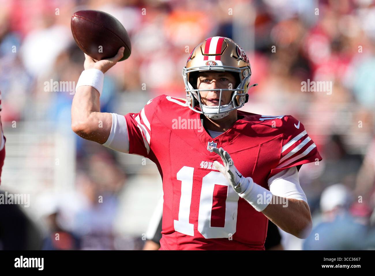 San Francisco 49ers quarterback Mac Jones (10) throws a pass during the ...