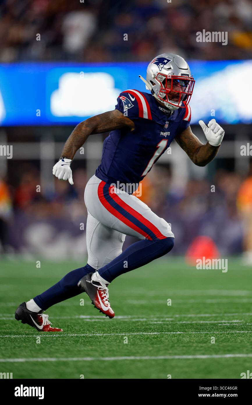 New England Patriots wide receiver Ja'Lynn Polk (1) runs a route during ...
