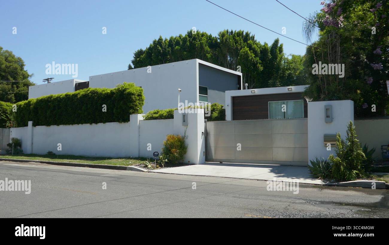 Raymond boodarian hi-res stock photography and images - Alamy