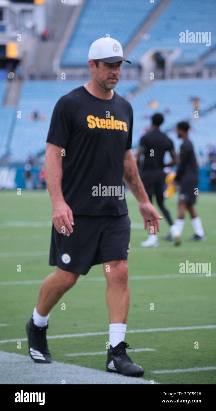 Everbank Stadium. 9th Aug, 2025. Aaron Rodgers #8 during the 2025 ...