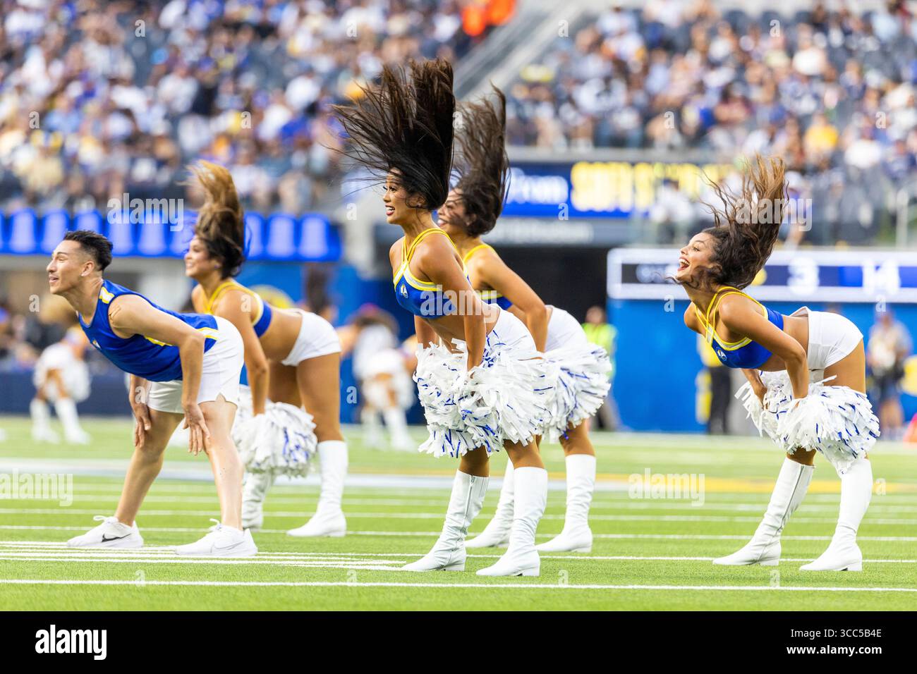 Sofi stadium rams hi-res stock photography and images - Alamy