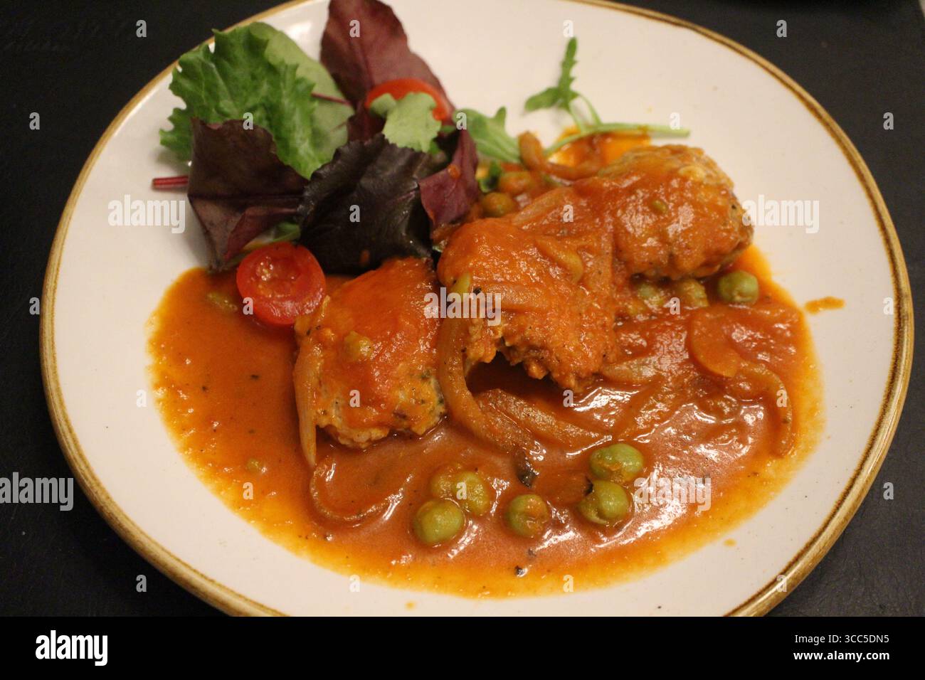 Maltese cuisine: pulpetti tal-fenek (Maltese rabbit patties) in ...