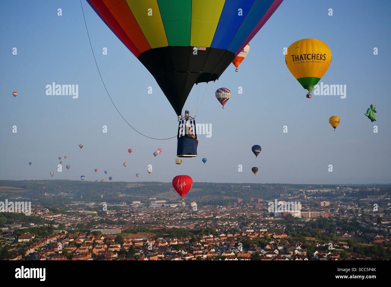 Hot air balloons during the 47th Bristol International Balloon Fiesta ...