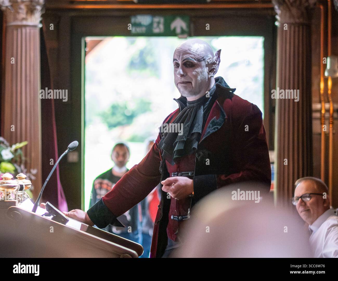 © Jeff Moore The funeral of Doktor Haze, the showman behind The Circus ...