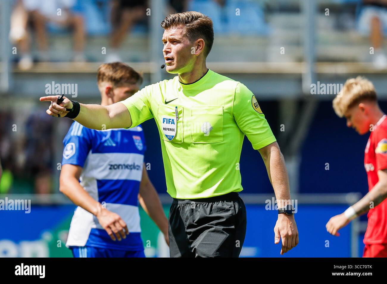 ZWOLLE - Referee Joey Kooij during the Dutch Eredivisie match between ...