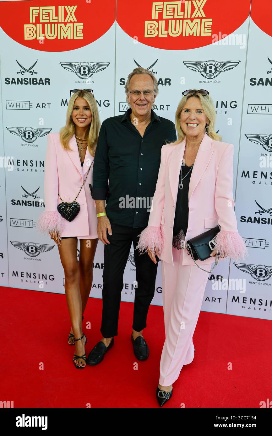GRAND OPENING - FELIX BLUME IM ART CUBE - Kunstsammler Prof. Dr. Bernd ...