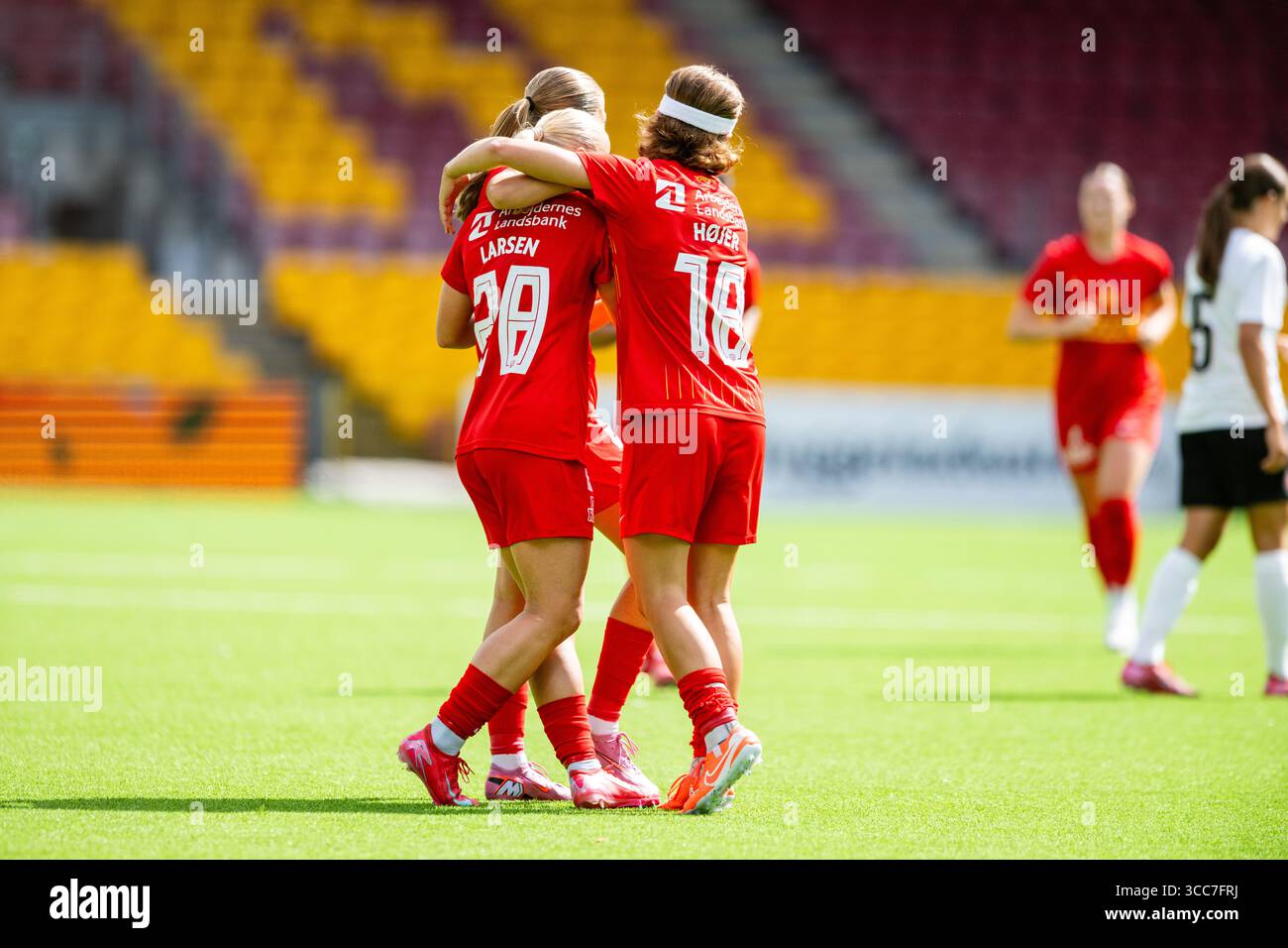 Farum, Denmark. 10th, August 2025. Cecilie Larsen (28) of FC ...