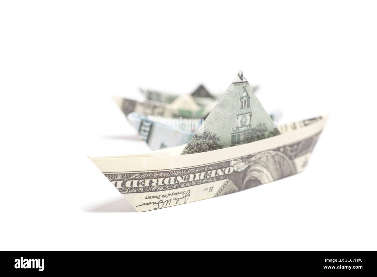 Money Origami boat with one hundred Dollar bills Stock Photo - Alamy