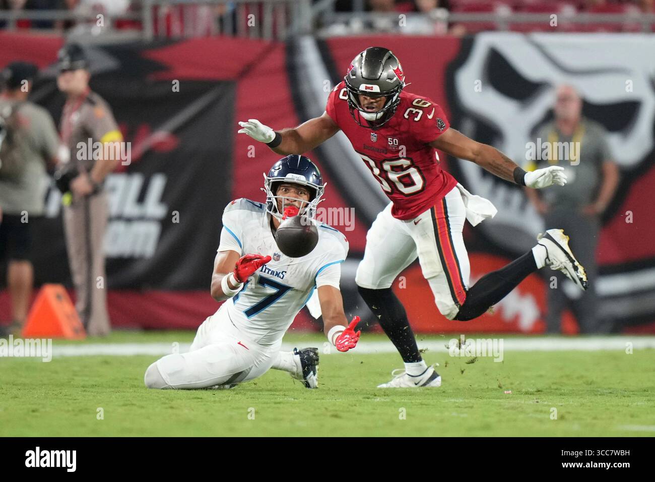 Tennessee Titans linebacker Oluwafemi Oladejo (7) tries to make a ...