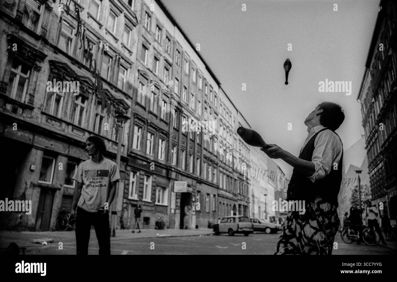 Straßenfest in der Ackerstraße Deutschland, Berlin, 31.05.1992, Straßenfest in der Ackerstraße ...