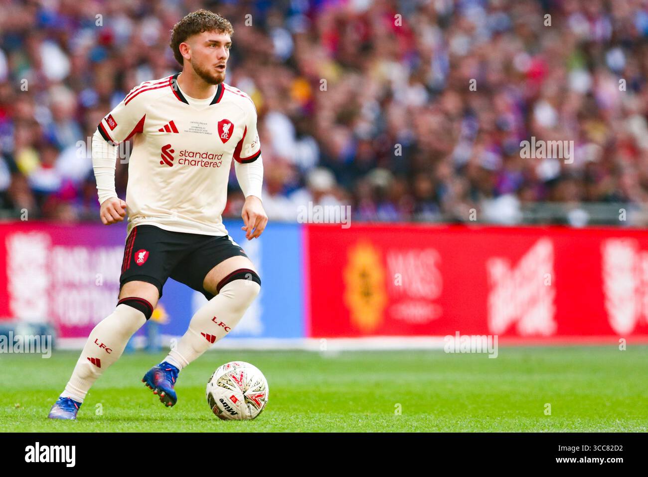 Harvey Elliott (19 Liverpool) during the 2025 FA Community Shield game ...