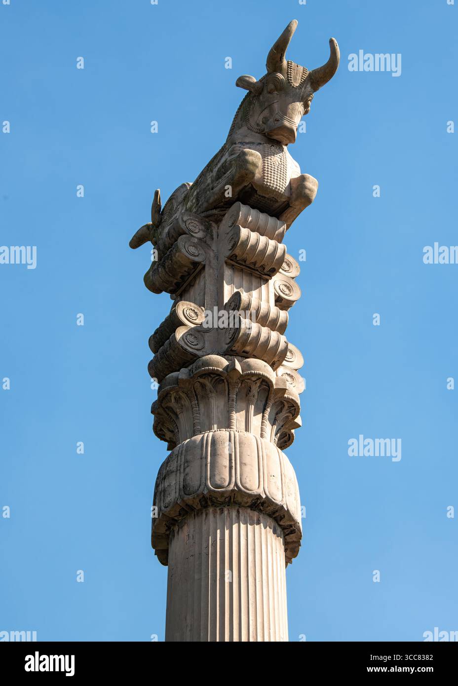 La Columna del Templo Persa, Column of the Persian Temple in Buenos ...