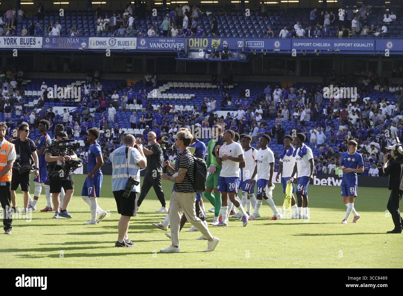 Chelsea, London, UK 10th August 2025 The Chelsea players celebrate with ...
