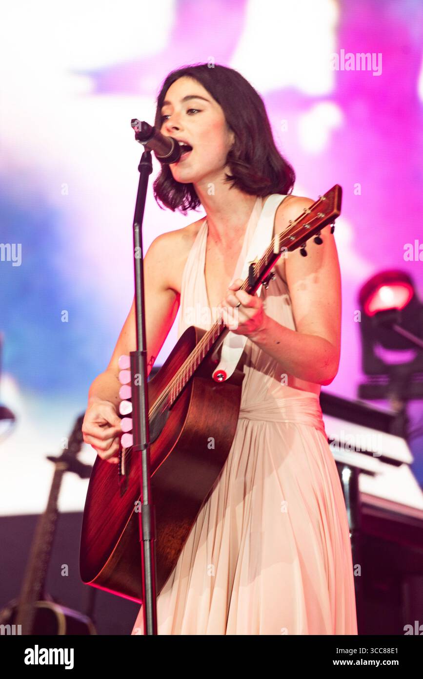 San Francisco, USA. 09th Aug, 2025. Gracie Abrams performs at Outside ...