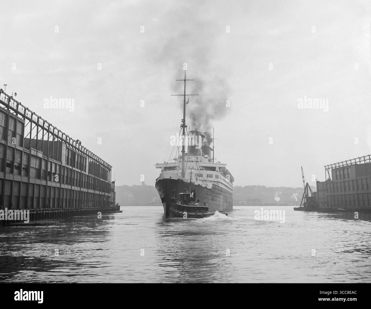 Ss europa ship hi-res stock photography and images - Alamy