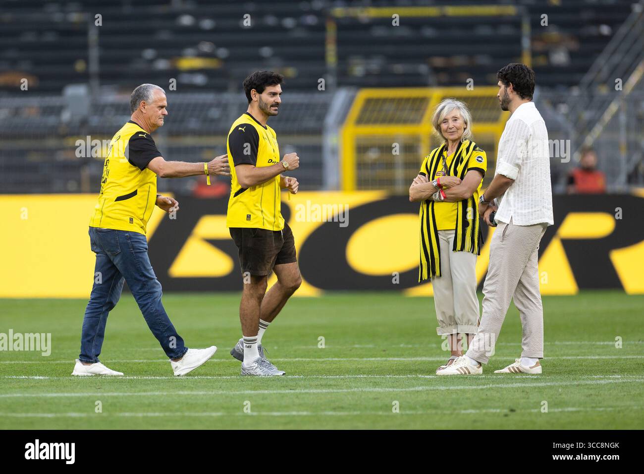 10.08.2025, Saisoneröffnung von Borussia Dortmund, Borussia Dortmund ...