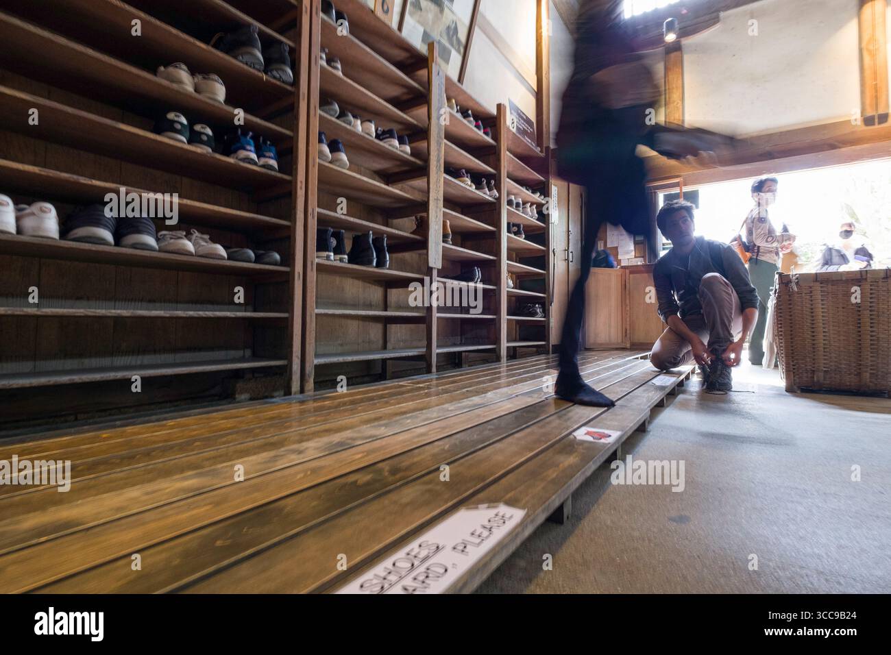 Shoe racks in the entry hall at Ryōan-ji Buddhist temple, Ryoanji ...