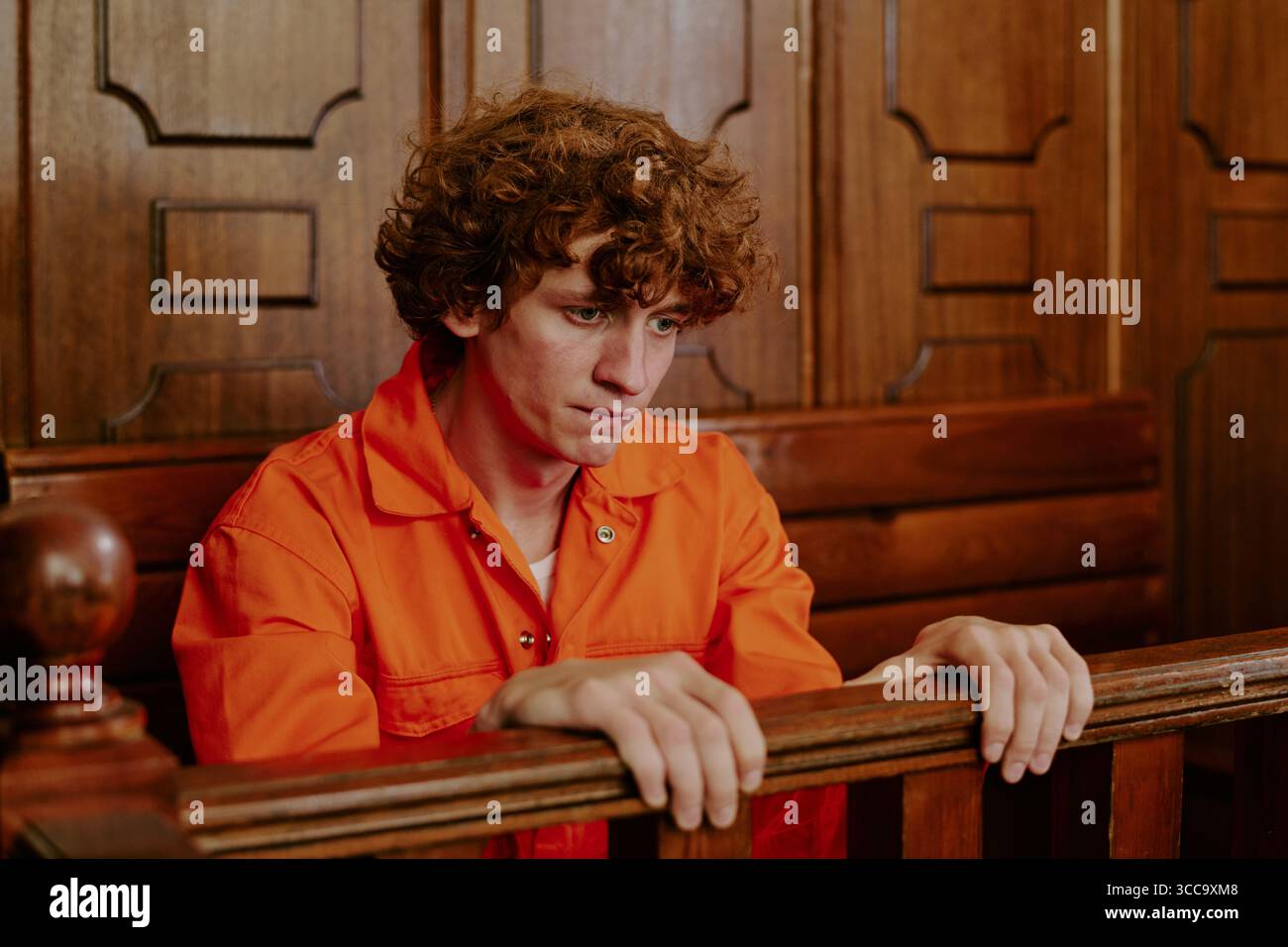 Man dock courtroom hi-res stock photography and images - Alamy