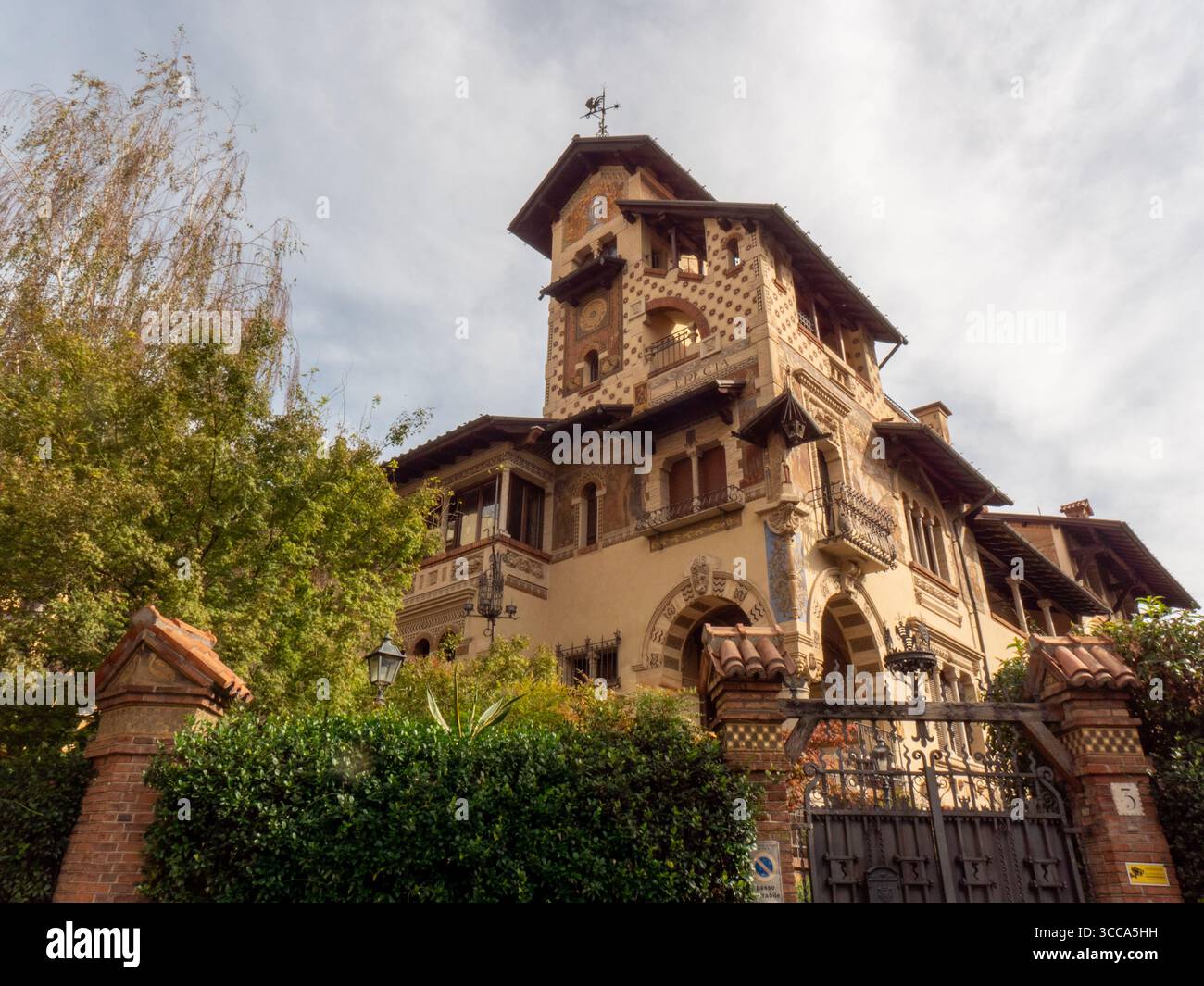 Coppede District in Rome Eclectic Architectural Masterpiece in Italy ...
