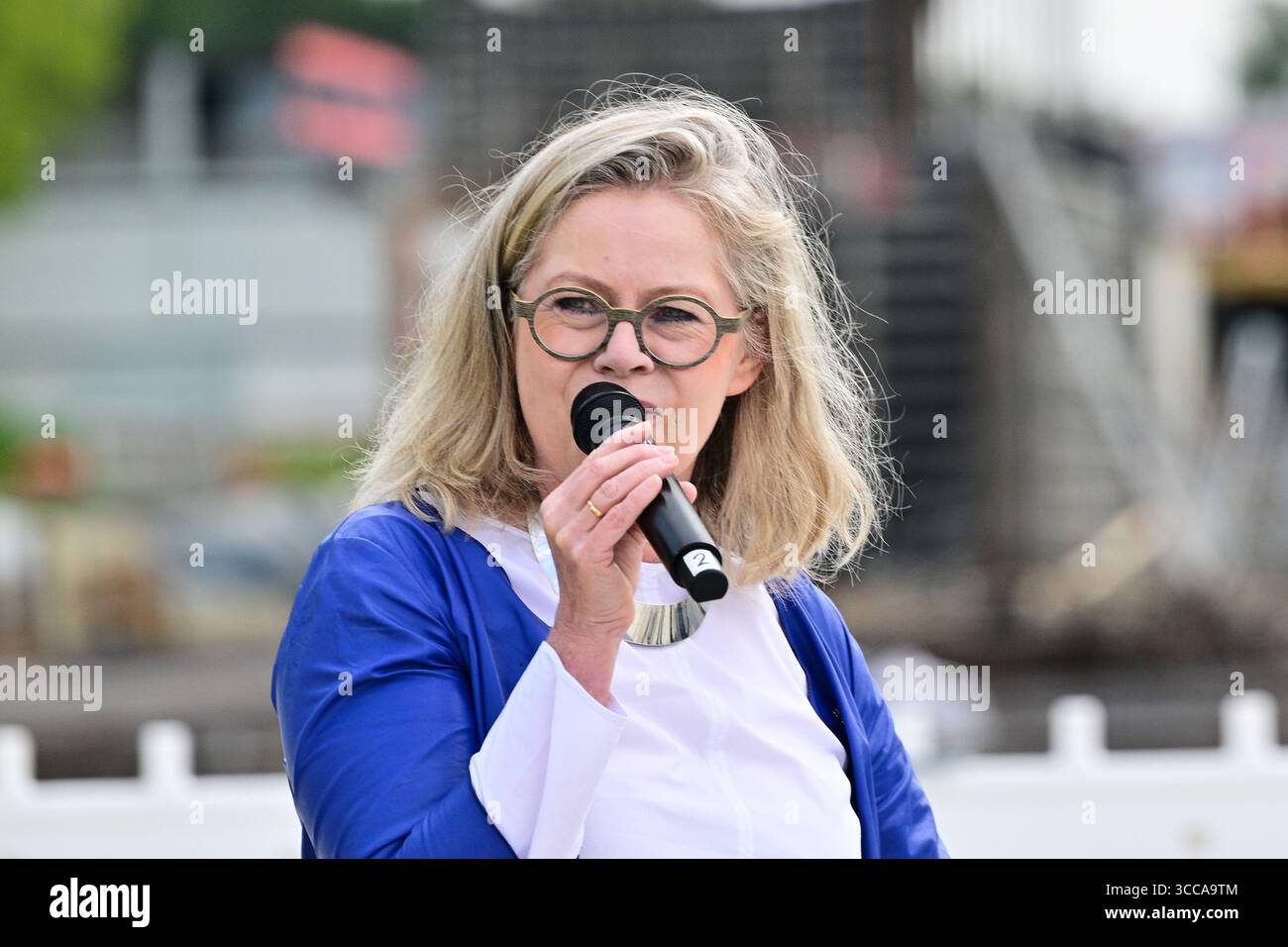08 August 2025, Berlin: Ute Bonde (CDU), Berlin Senator for Mobility ...