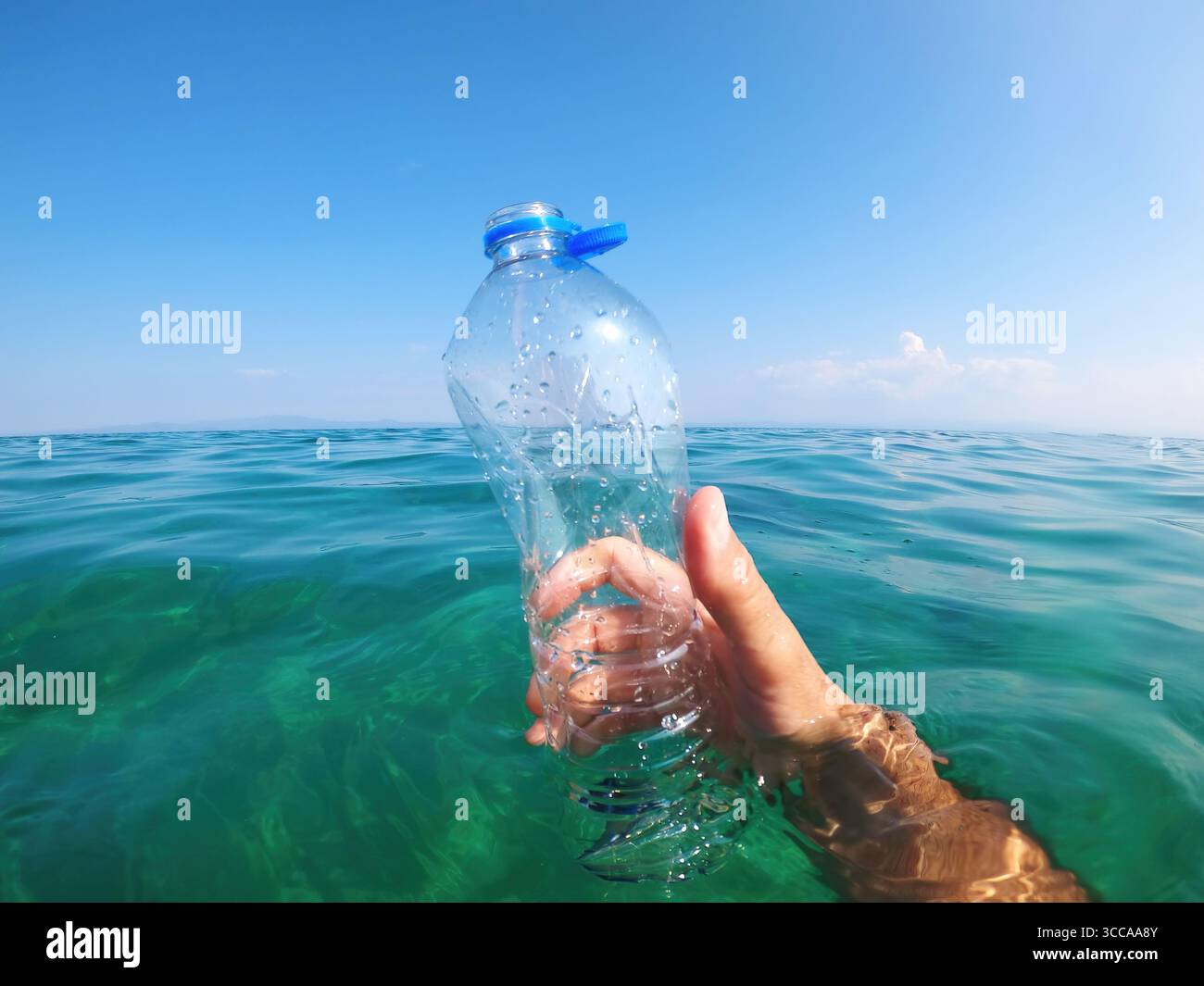 Shot male hand impact hi-res stock photography and images - Alamy