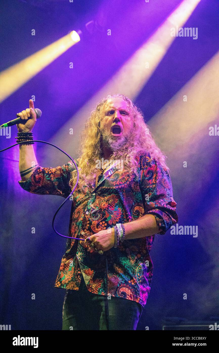 KNISLINGE 2025-07-06Praying Mantis, singer John Jaycee Cuijpers ...