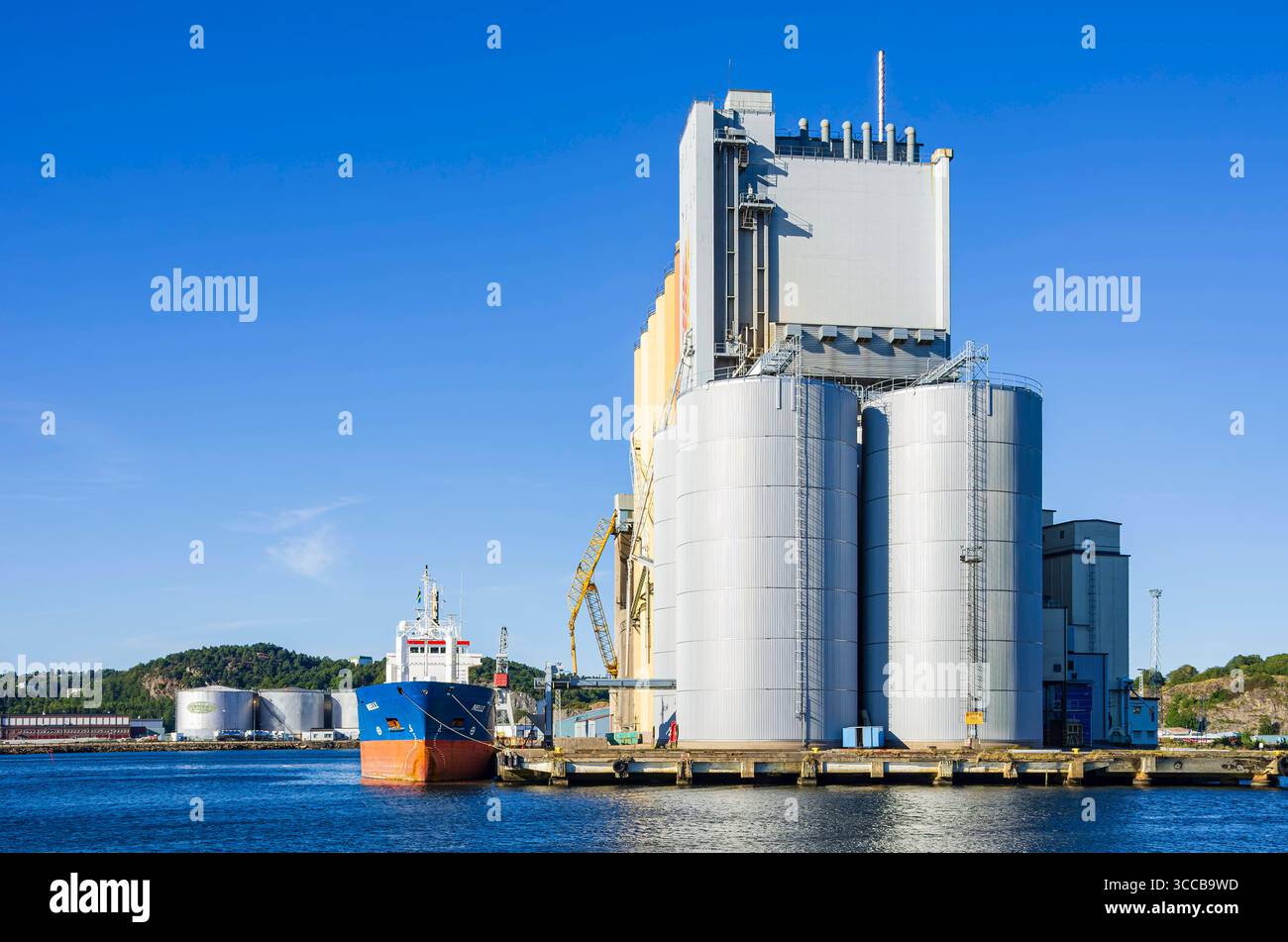 Industrielle docks hi-res stock photography and images - Alamy