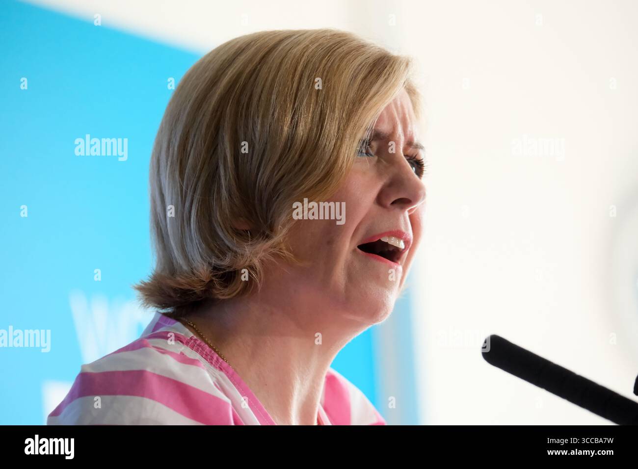 Laila cunningham hi-res stock photography and images - Alamy