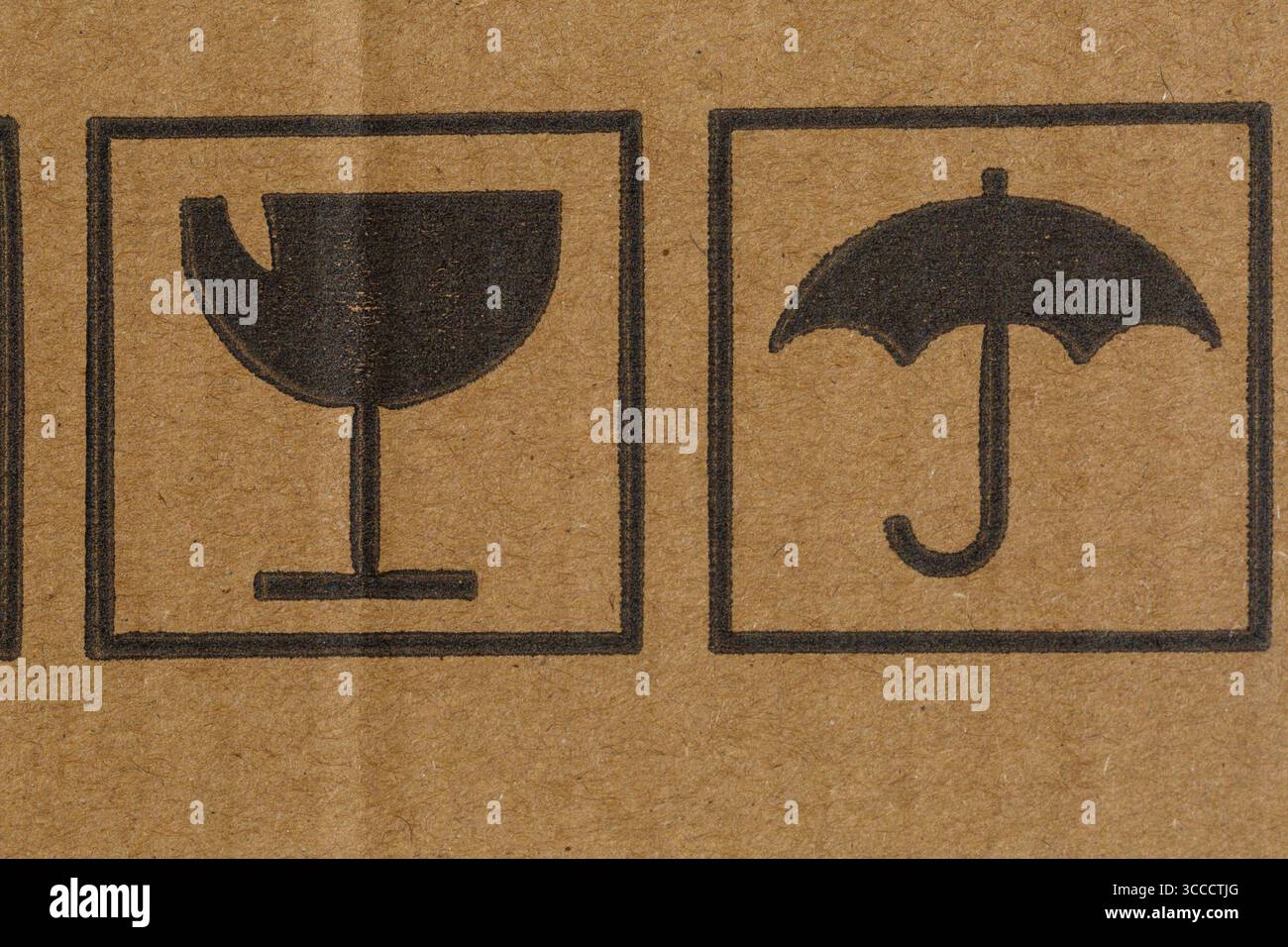 Transit packaging symbols hi-res stock photography and images - Alamy