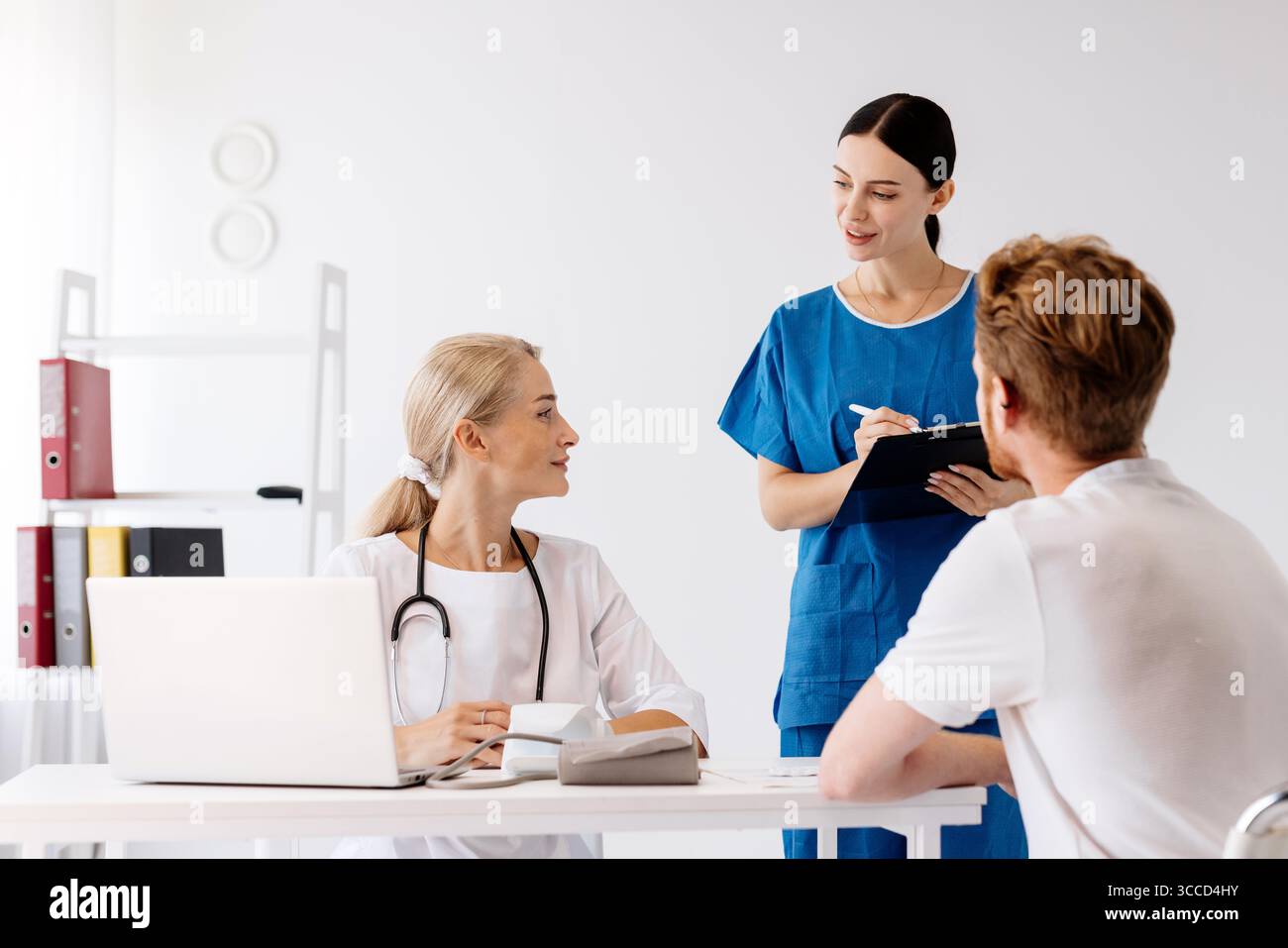 Nurse engaging patient in hi-res stock photography and images - Alamy
