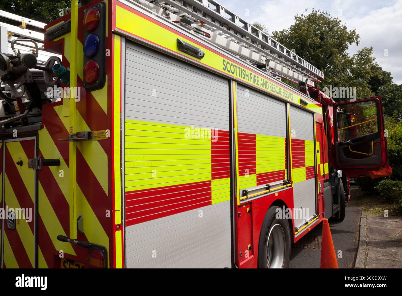 Scania fire engine hi-res stock photography and images - Alamy