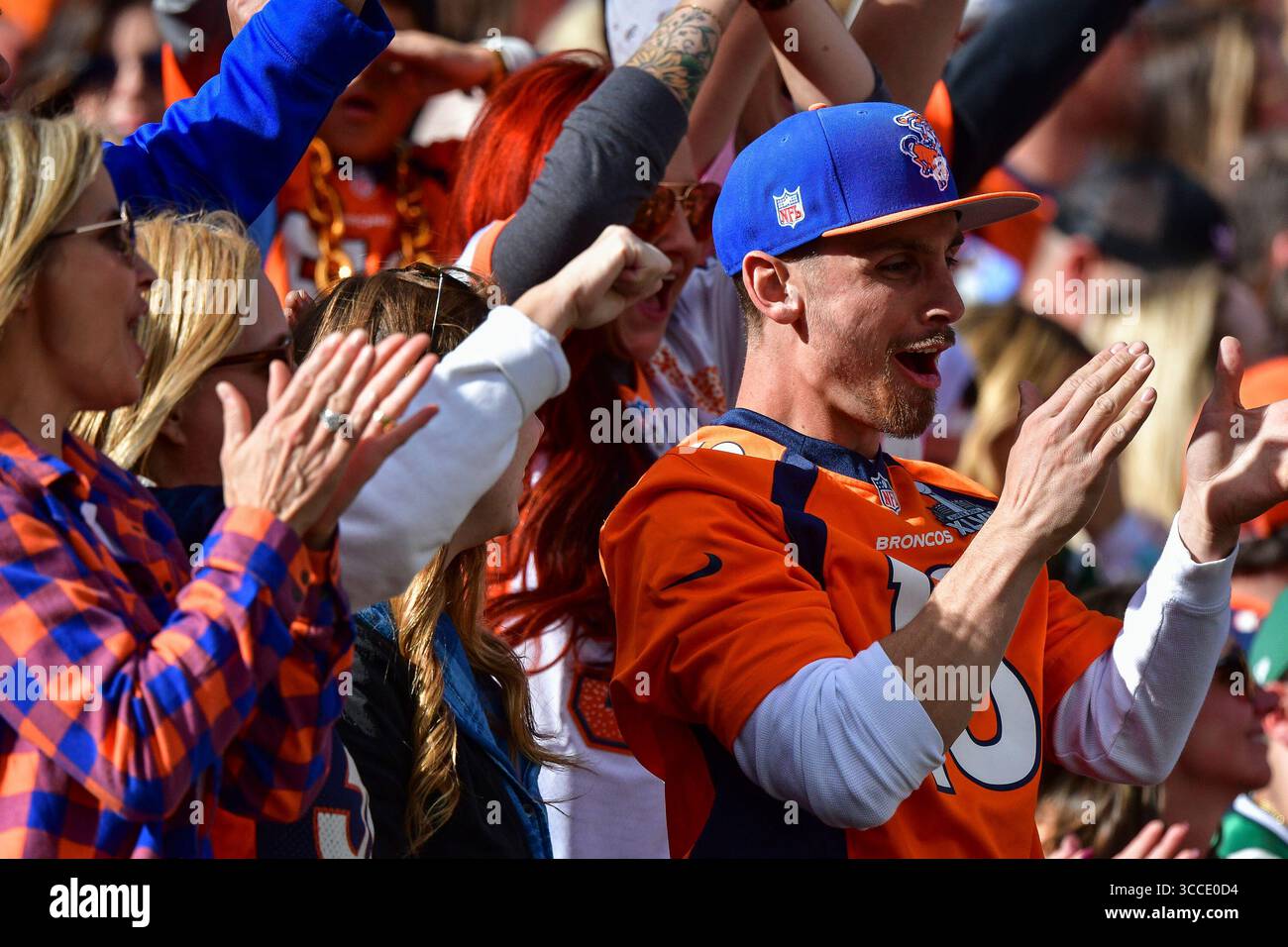 Denver broncos @ new york jets hi-res stock photography and images - Alamy