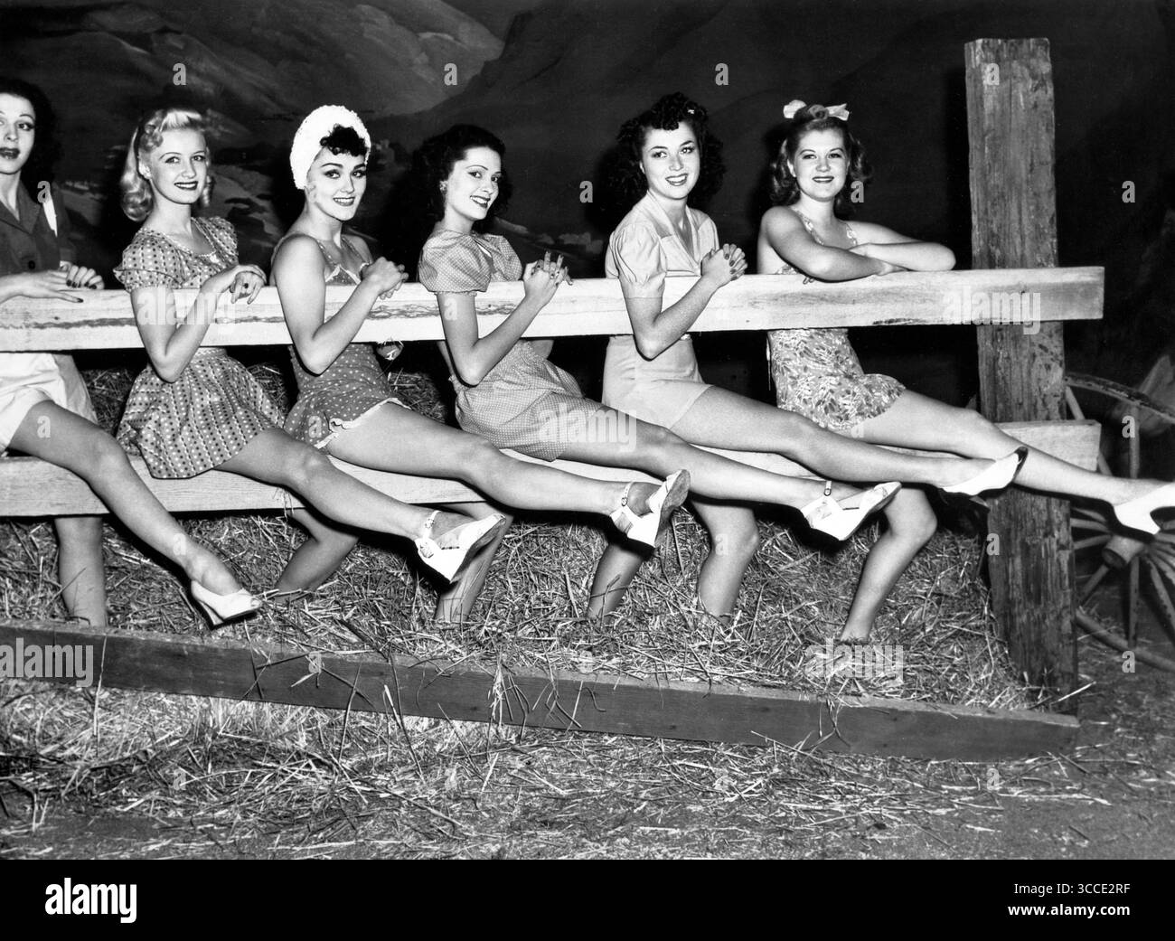 USA: Joan Woodbury, Dorothy Harrison, Mary Lee, Stephanie Toler, June ...
