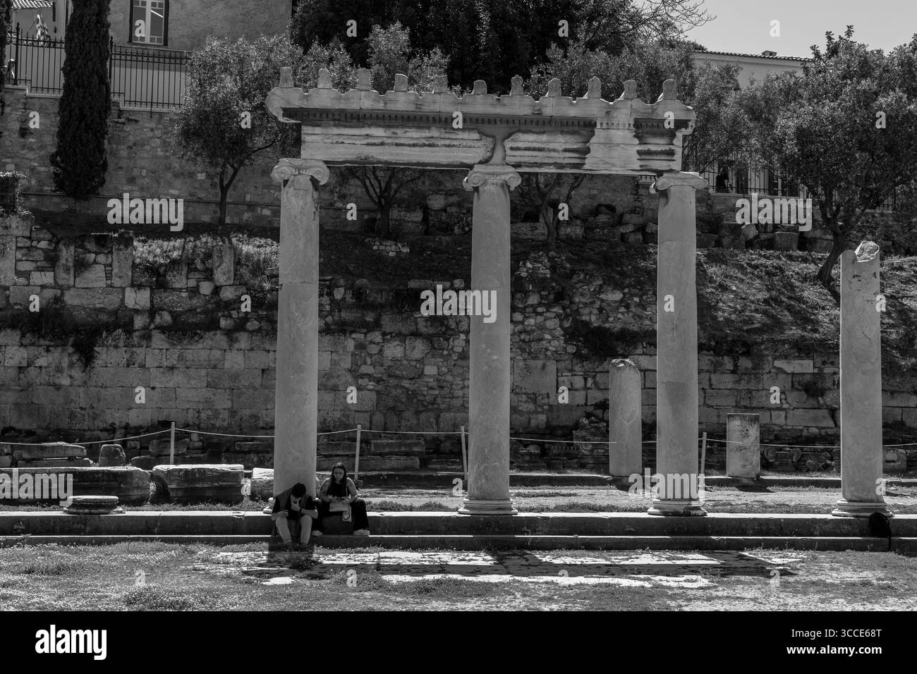 Ancient roman forum surrounded Black and White Stock Photos & Images ...