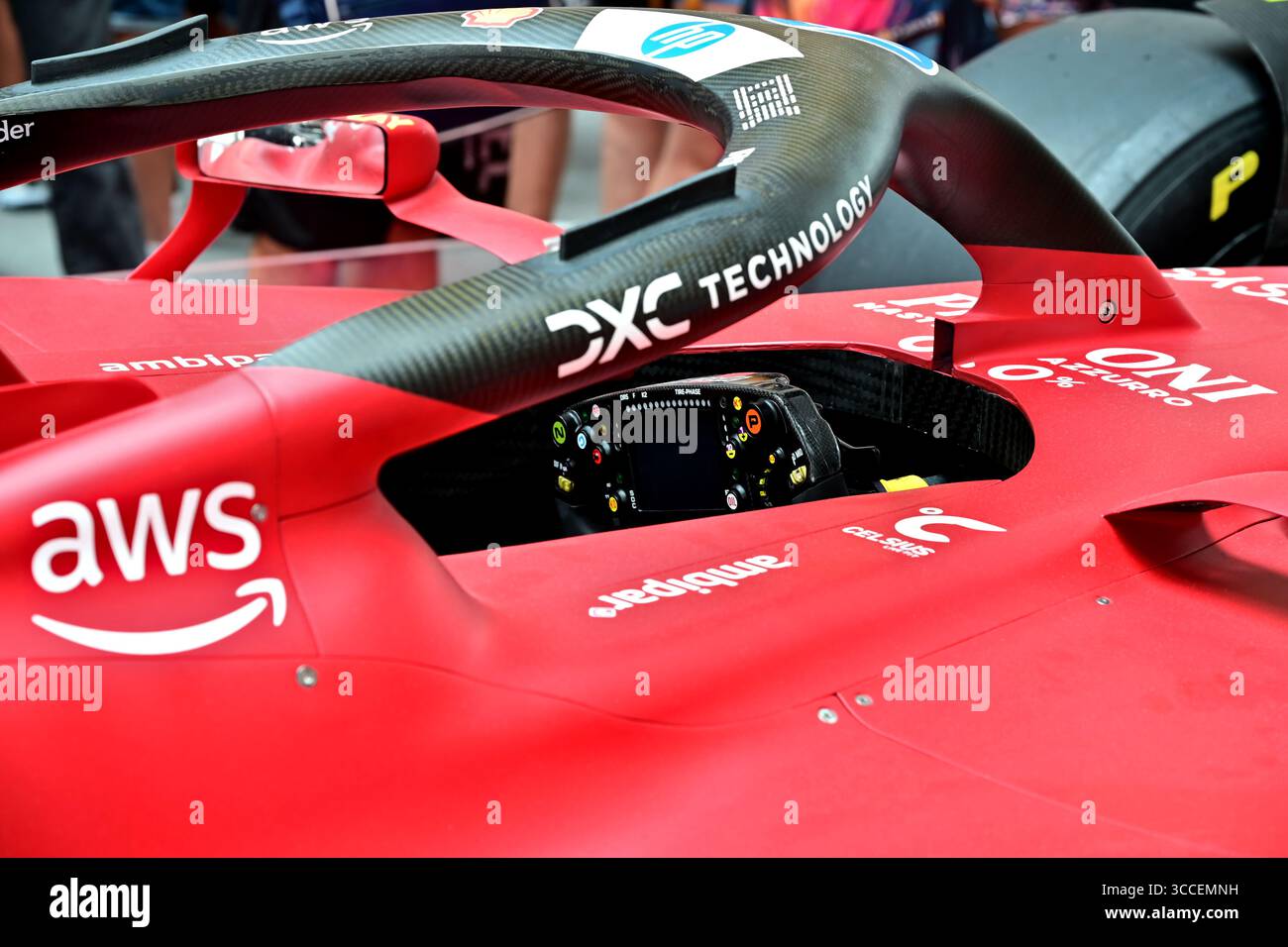 F1 car top view hi-res stock photography and images - Alamy