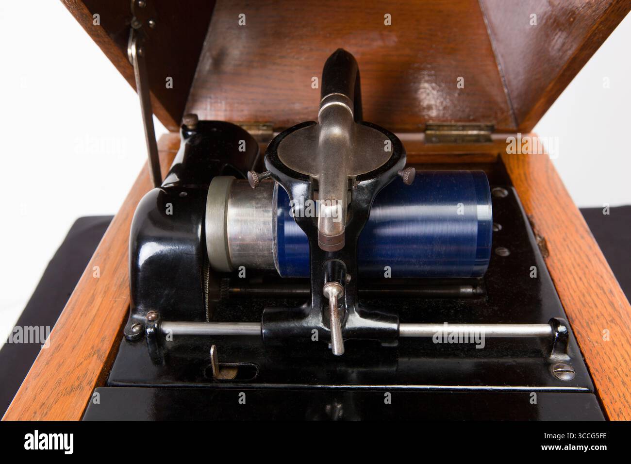 Victrola phonograph hi-res stock photography and images - Alamy