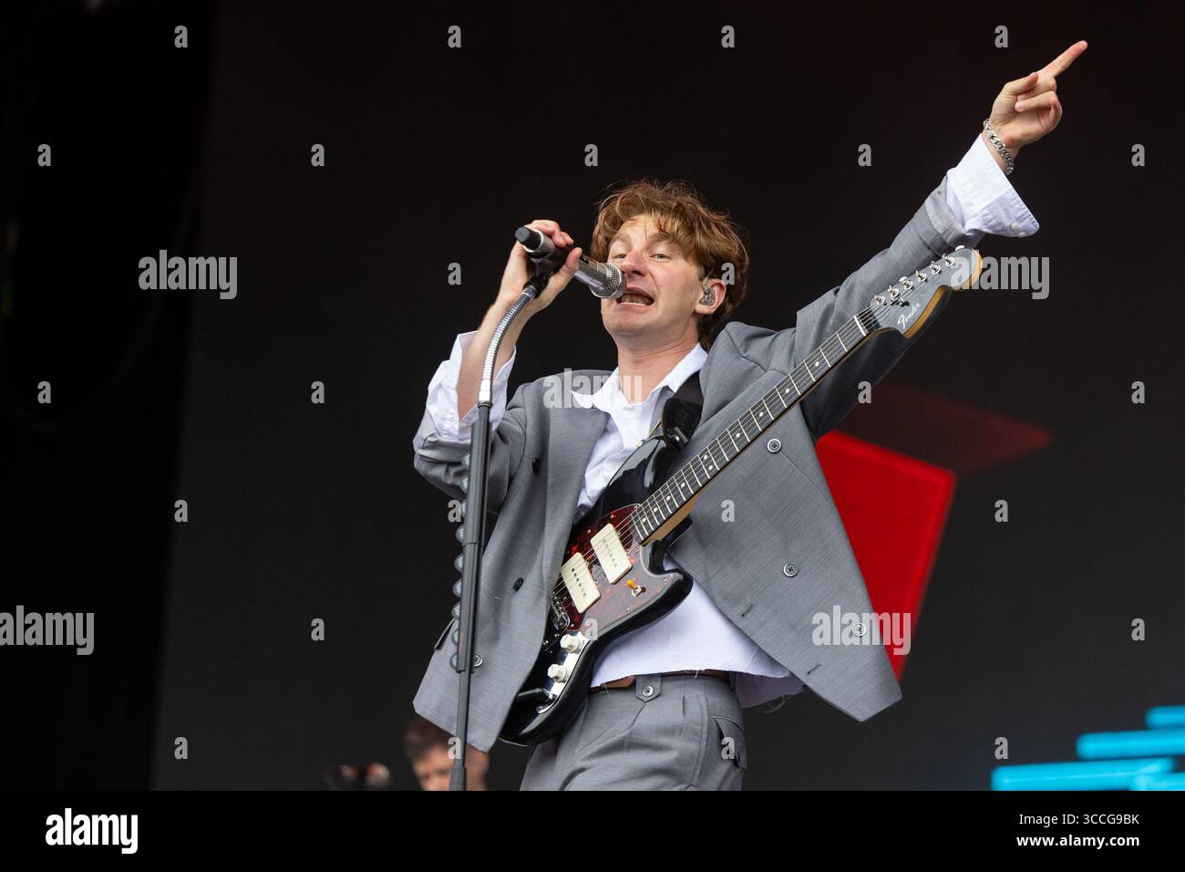 Dave Bayley of Glass Animals during the Outside Lands Music Festival on ...