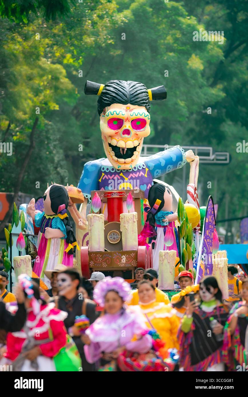Float parade mexico hi-res stock photography and images - Alamy