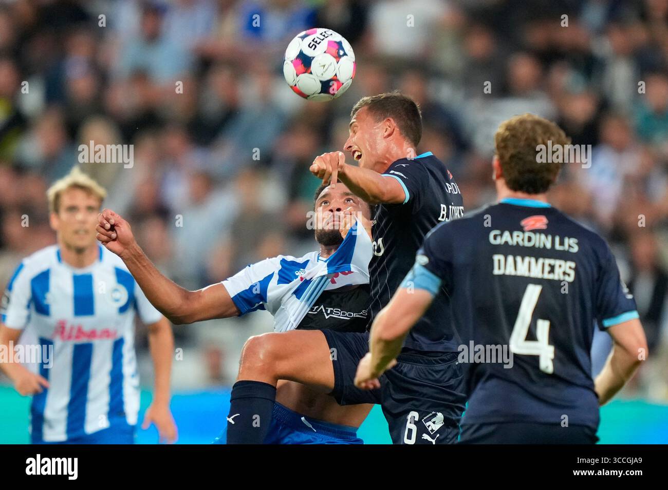 Superligakampen mellem OB og Randers FC paa Nature Energy Park i Odense ...