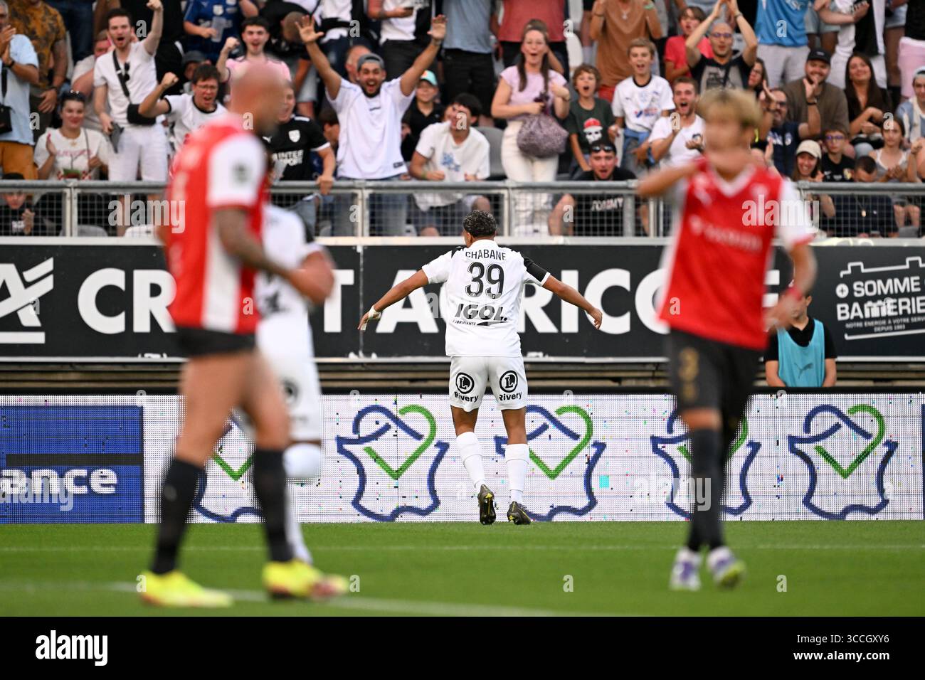 39 Amine Amar Omar CHABANE (asc) during the Ligue 2 BKT 2025/2026 match between Amiens and Reims ...