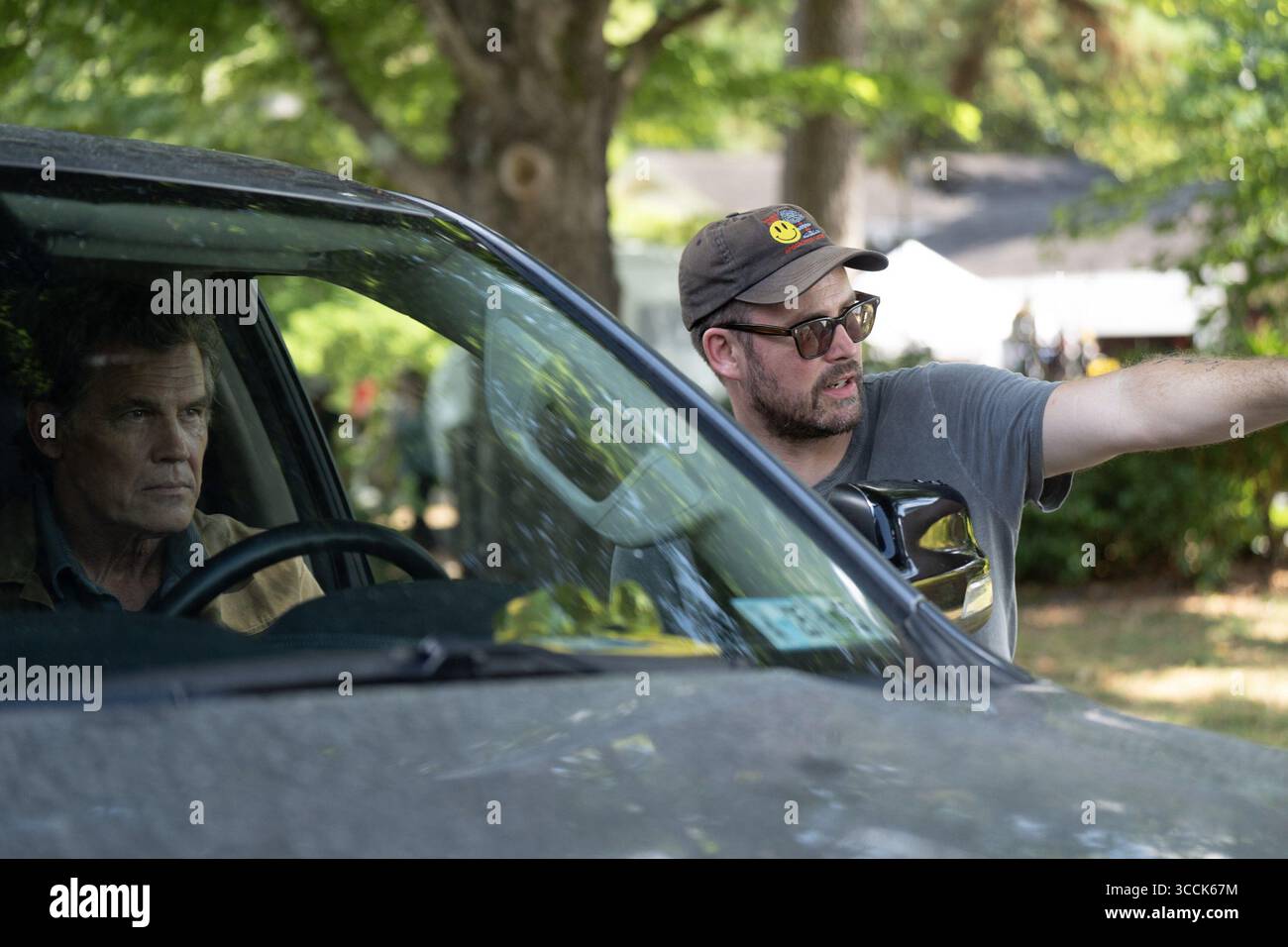 WEAPONS, from left: Josh Brolin, director Zach Cregger, on set, 2025 ...