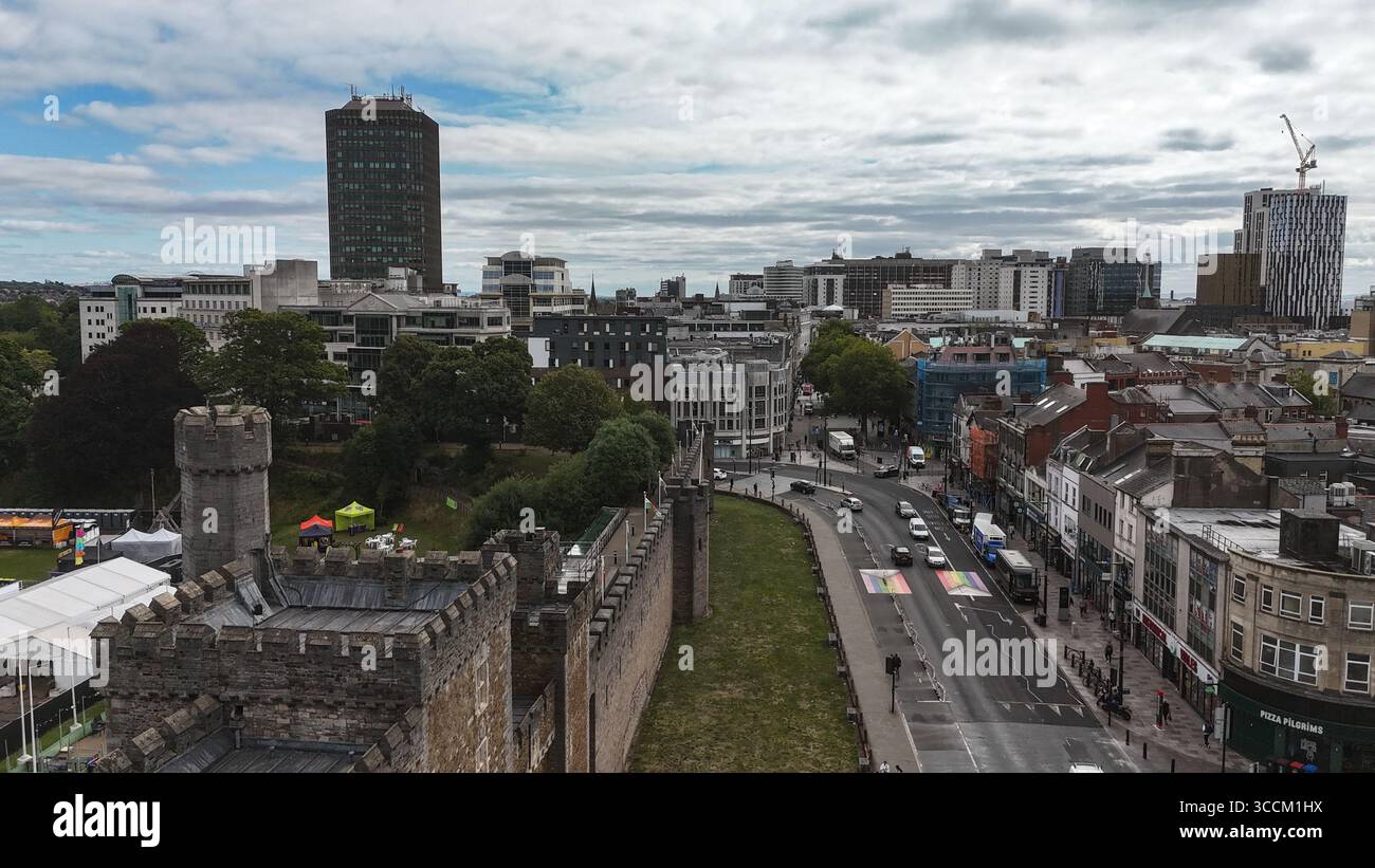 CARDIFF, UK - AUGUST 8, 2025 - Aerial view of Cardiff Castle and the ...