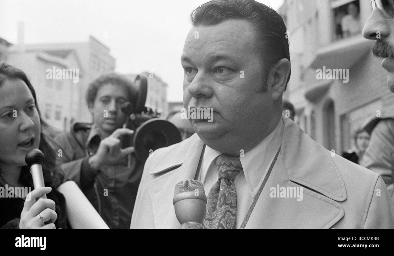 Symbionese liberation army, hearst hi-res stock photography and images ...